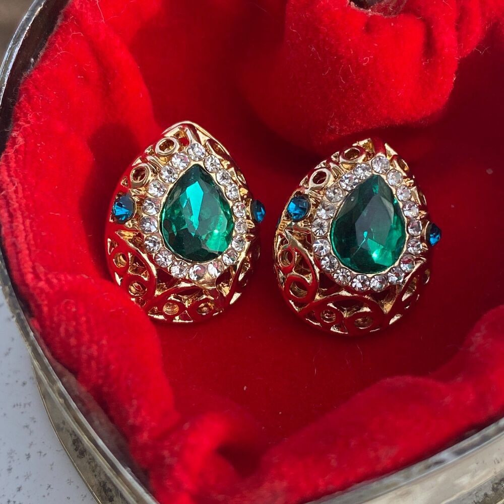 Emerald Green Rhinestone Gold Tone Filigree Tear Drop… - Gem